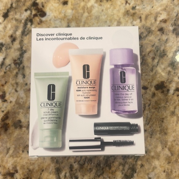 Clinique | Skincare | Clinique 4 Piece Gift Set | Poshmark